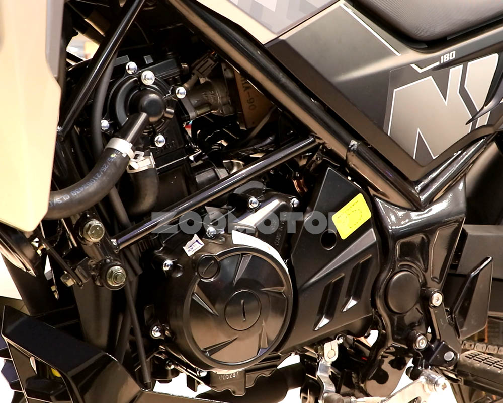 گلکسیSYM NA 180‌ | جایگزین اپاچی ۱۸۰