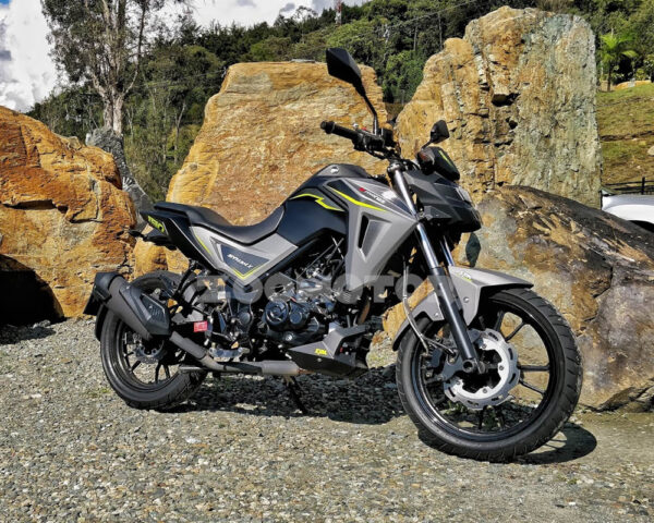 گلکسیSYM NA 180‌ | جایگزین اپاچی ۱۸۰