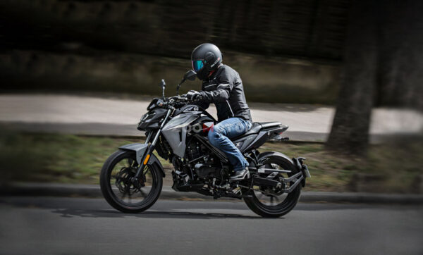 گلکسیSYM NA 180‌ | جایگزین اپاچی ۱۸۰